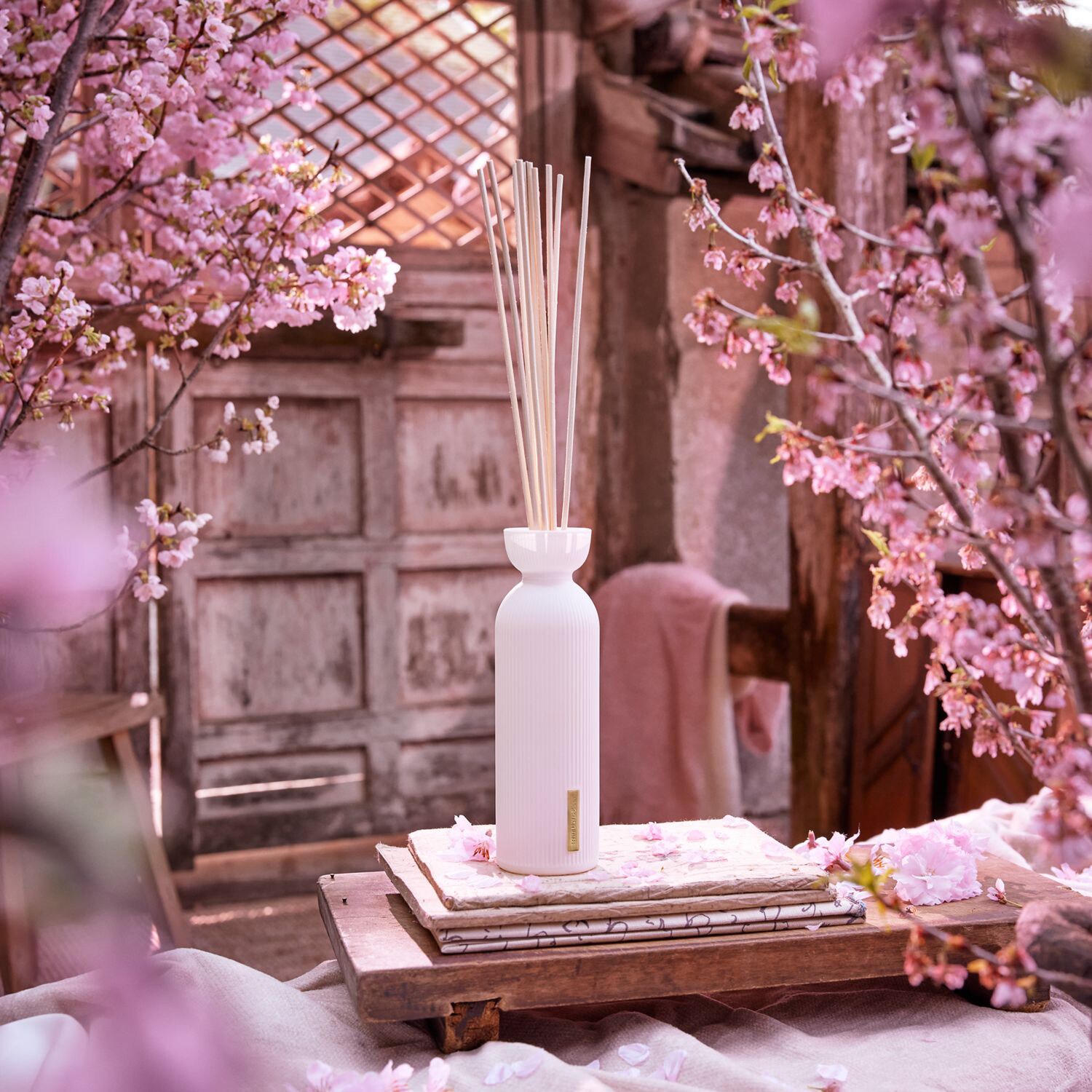The Ritual of Sakura Fragrance Sticks - Barritas perfumadas de Rituals ≡ SEPHORA